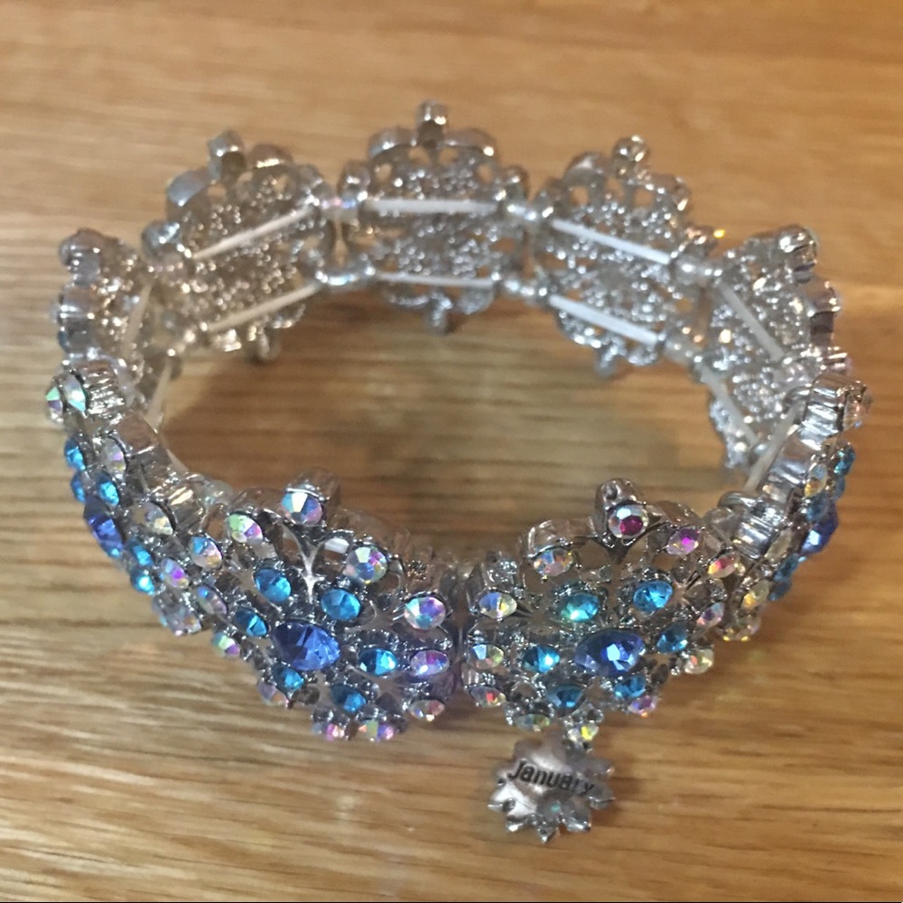 Rare Willabee & Ward Month Rhinestone Bracelet - Gem